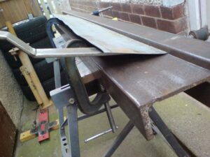 How To Bend Sheet Metal Without a Brake？