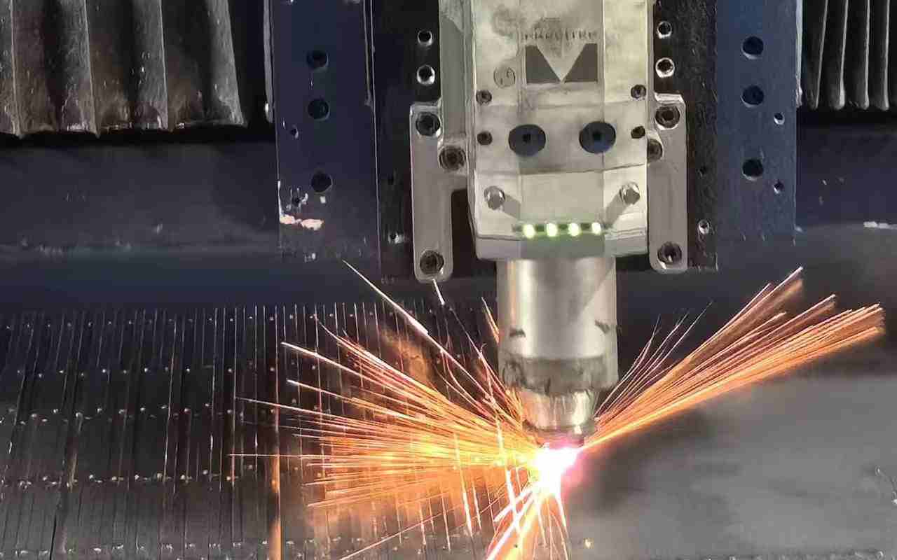 Additive Manufacturing vs Subtractive Manufacturing