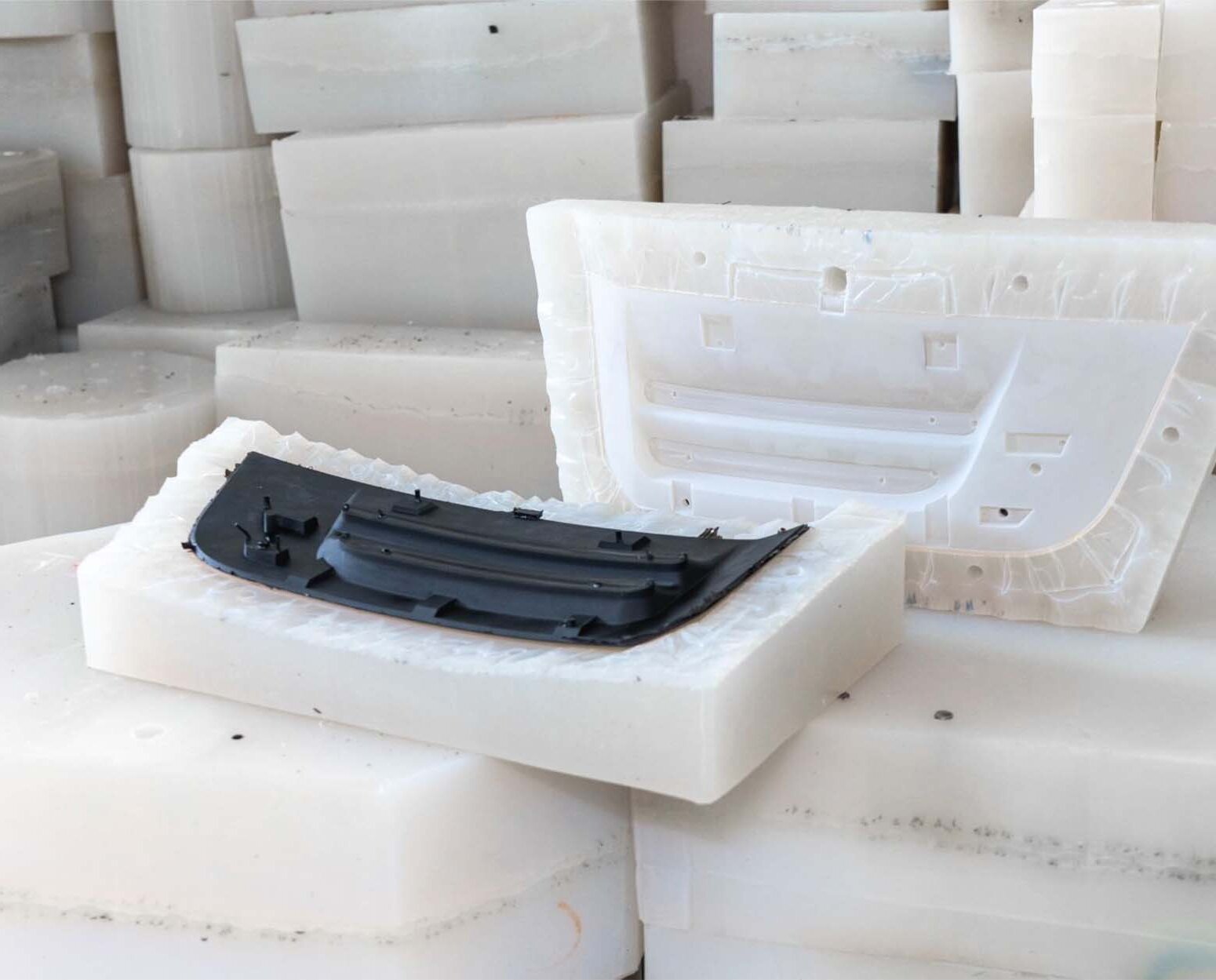 What is Vacuum Casting? A Comprehensive Guide