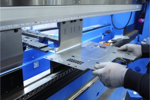 Press Brake Forming vs Roll Forming: Which Is Best for Your Sheet Metal ...